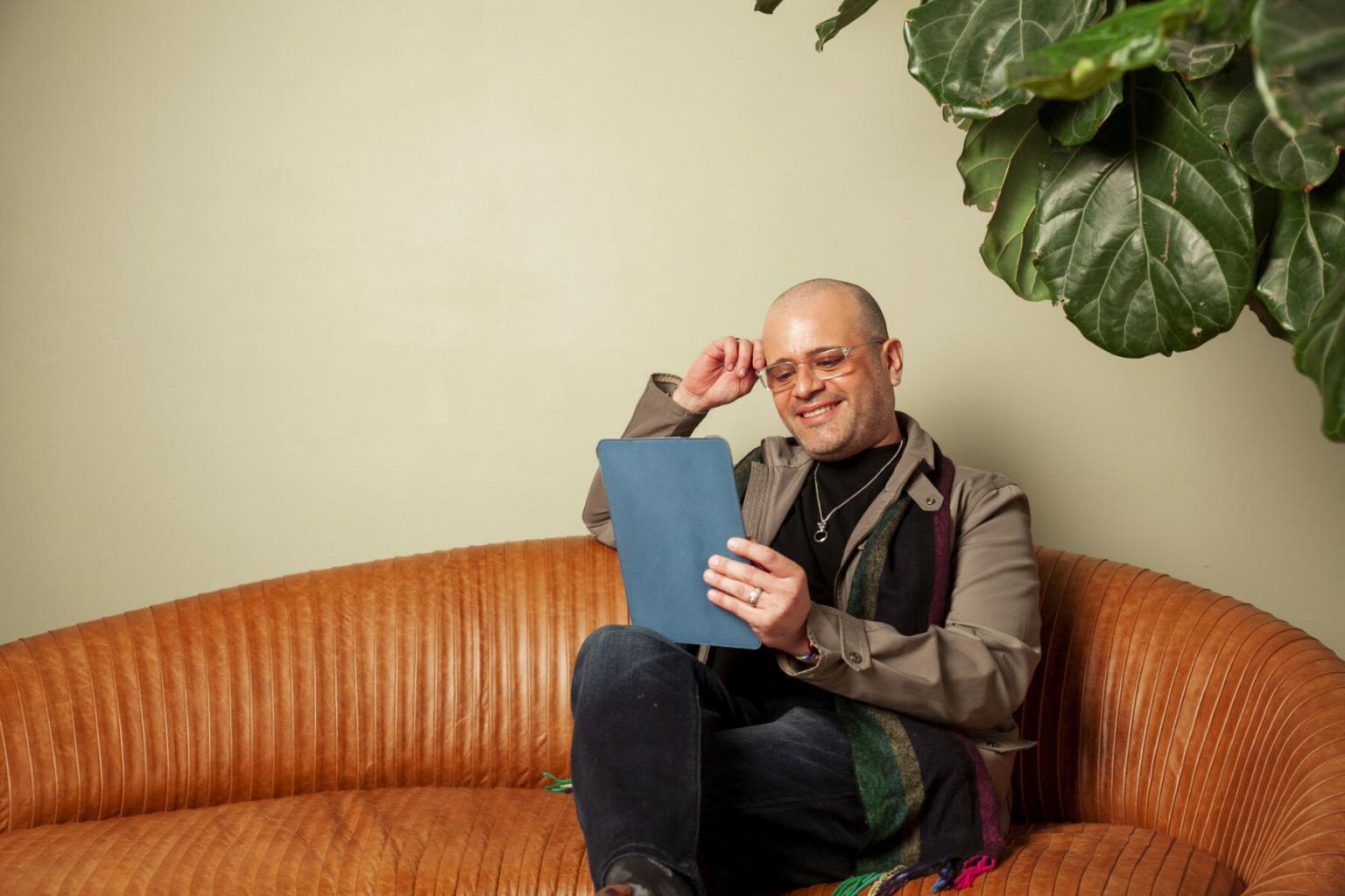 Estrogen and Emotions During Gender-Affirming Hormone Therapy — Plume ...